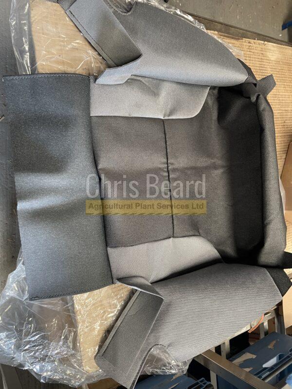 40/910667 JCB Seat Cover Cushion ⋆ Chris Beard APS